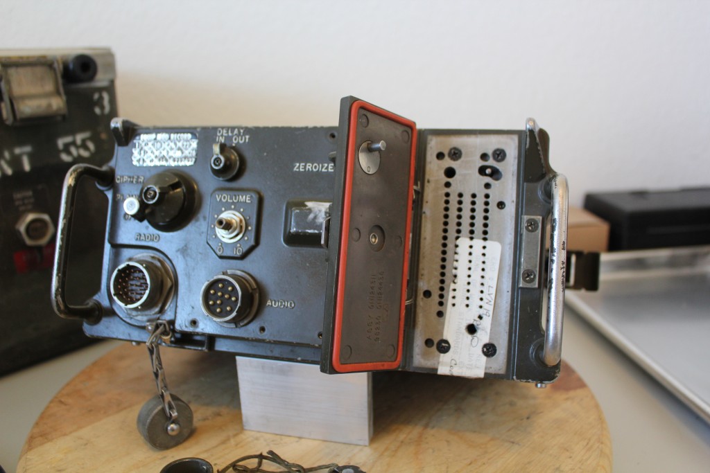 Another KY-38 NESTOR Voice Encryption Device (Demilitarized) – Mark's ...